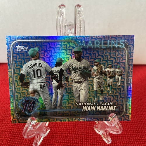2024 Topps Series 1 Miami Marlins Team Card #252 Easter Holiday Foil | eBay