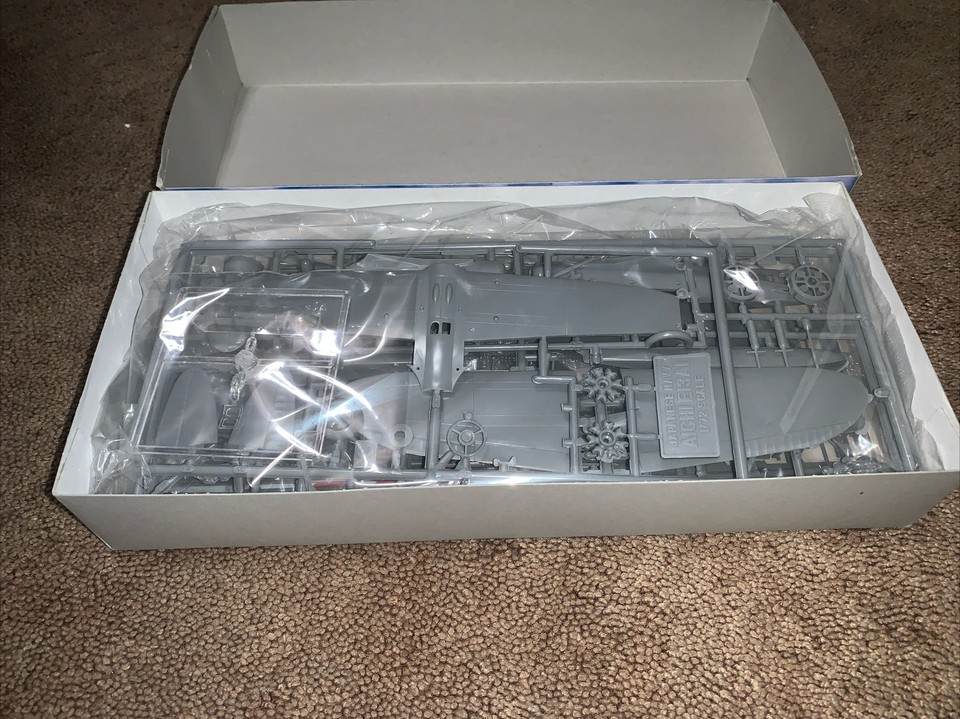 Limited Edition Hasegawa Aichi E13A1 Jake Type-Zero Model 11 ‘MIDWAY’ 1 ...