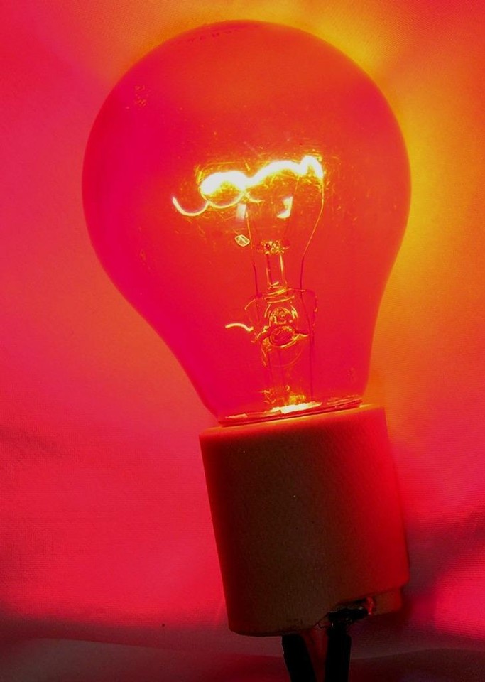 VTG 1960s INCANDESCENT RED GLASS ELECTRIC LIGHT BULB, ALUMINUM BASE ...