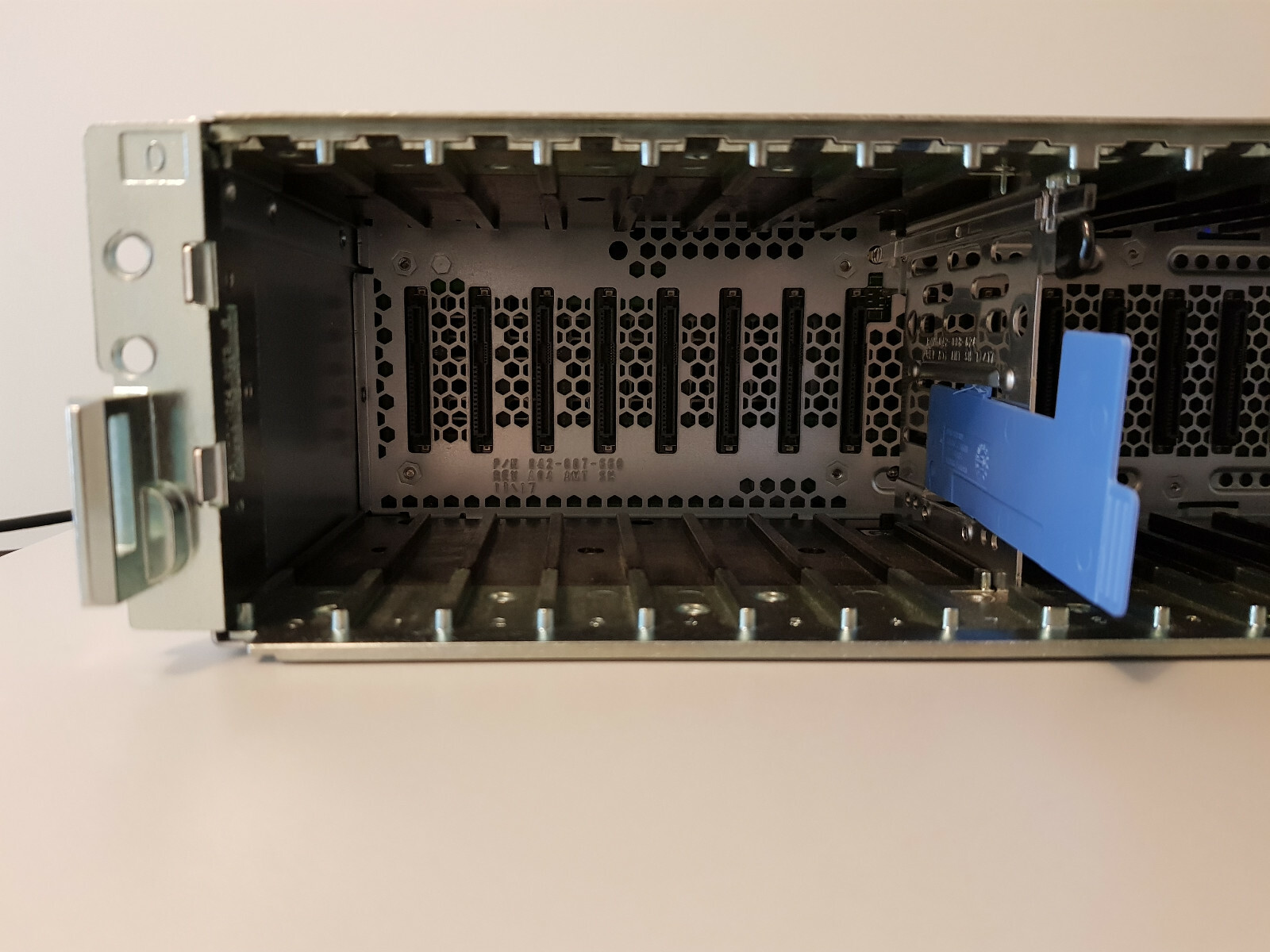 EMC VNX5100/VNX5300 DAE SAE DAE5S 100-562-964 0MTW06 V2-DAE-N-25-A SAS ...