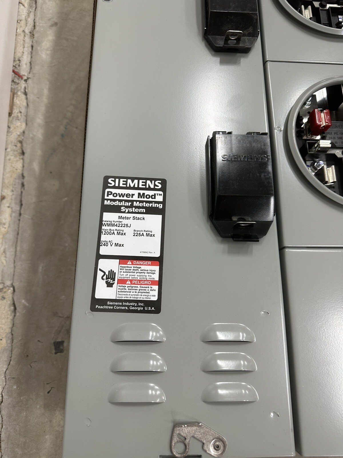 SIEMENS METER STACK BASE WMM42225J 1200 AMP 208V 120V240V 3R 3PH IN 1PH ...