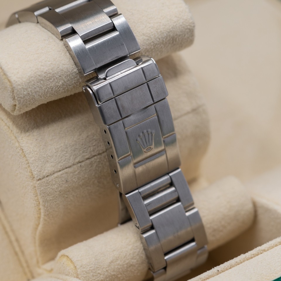 Rolex GMT Master II Coke, Red/Black bezel, P serial year 2000 ref ...