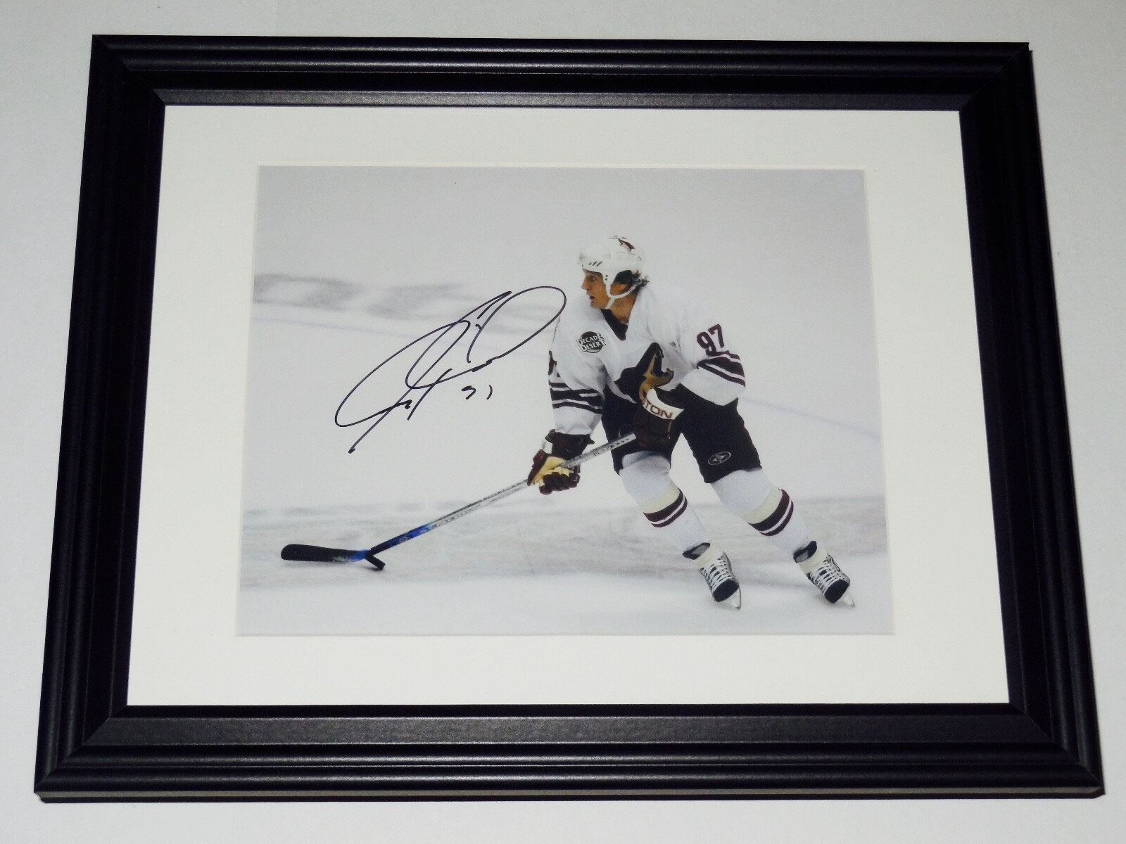 JEREMY ROENICK AUTOGRAPHED 8X10 COLOR PHOTO (FRAMED & MATTED) - PHOENIX ...