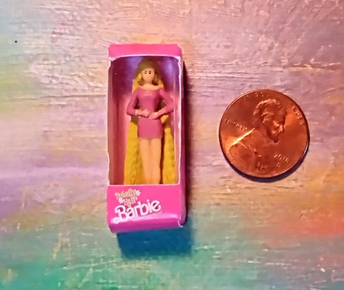 Kelly Doll House ACCS/Clothes *Micro Toy Box Malibu Barbie in Box* mini ...