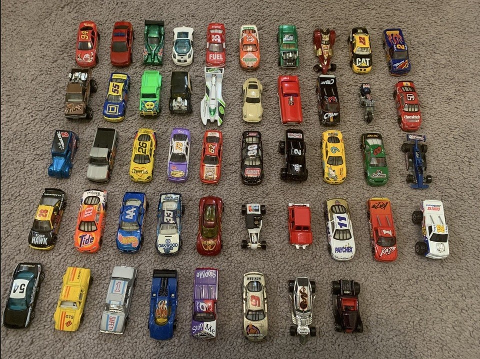 Hot Wheels Vintage Matchbox Mattel 48 Car Carrying Case + 48 Toy Cars ...