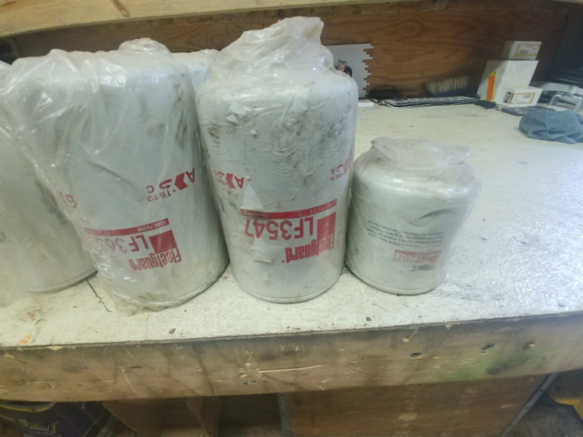 FLEETGUARD LF3547 - cross reference oil filters | oilfilter ...