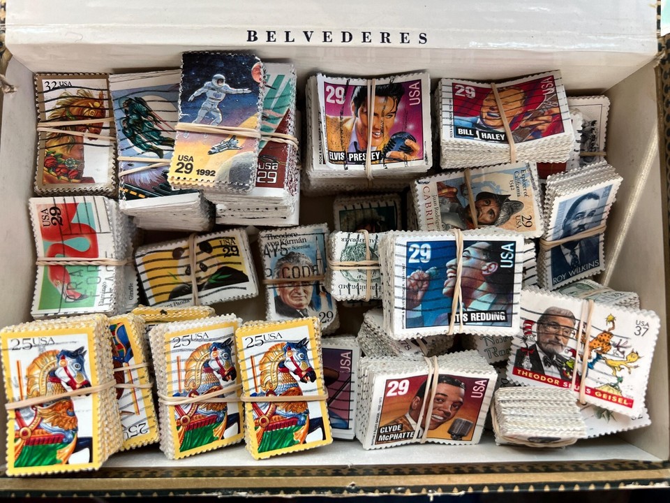 TOPIC BUNDLEWARE - Choose your favorites - 25 stamps/packet of the same ...