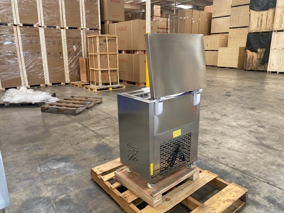 NEW Shaved Ice Maker Machine Commercial Ice Snow Cone Model SI2 *Makes ...