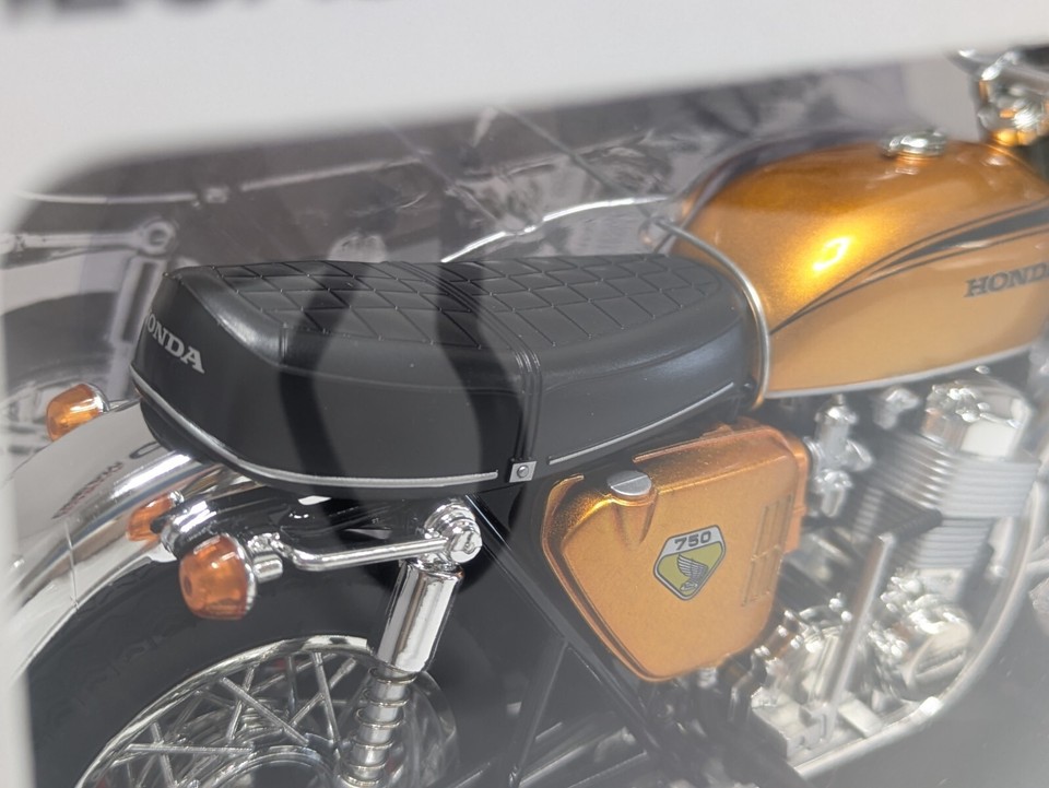 Aoshima 1/12 Honda CB750 FOUR K0 Candy Gold Motorcycle Diecast Model 7 ...