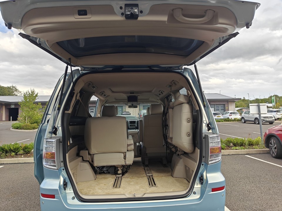 Toyota Alphard 2.4l Petrol Hybrid First Gen Japanese Import Top Spec ...