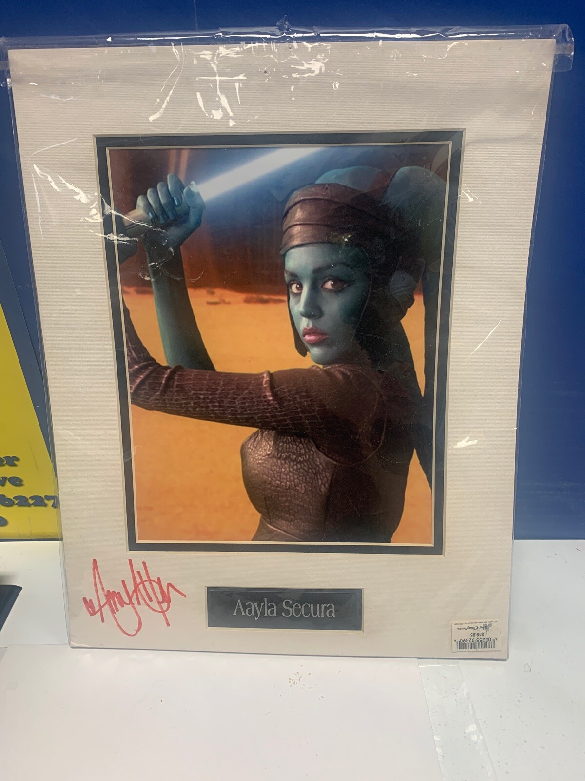 STAR WARS HIGH TEK AMY ALLEN AUTO AAYLA SECURA AUTOGRAPH Disney Picture ...