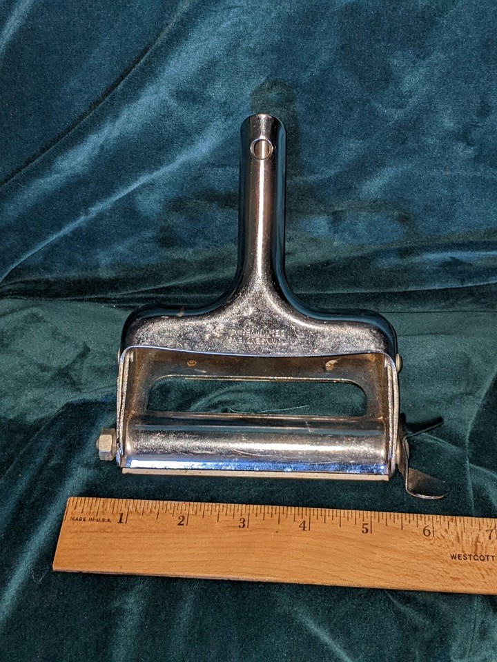 VTG Townsend Fish Skinner Clean Crank Logo Des Moines USA 6.25” Long | eBay