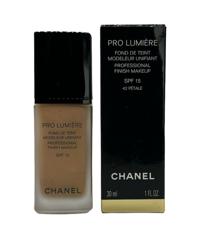 CHANEL - PRO LUMIERE - PROFESSIONAL FINISH MAKEUP - 42 PETALE | eBay UK