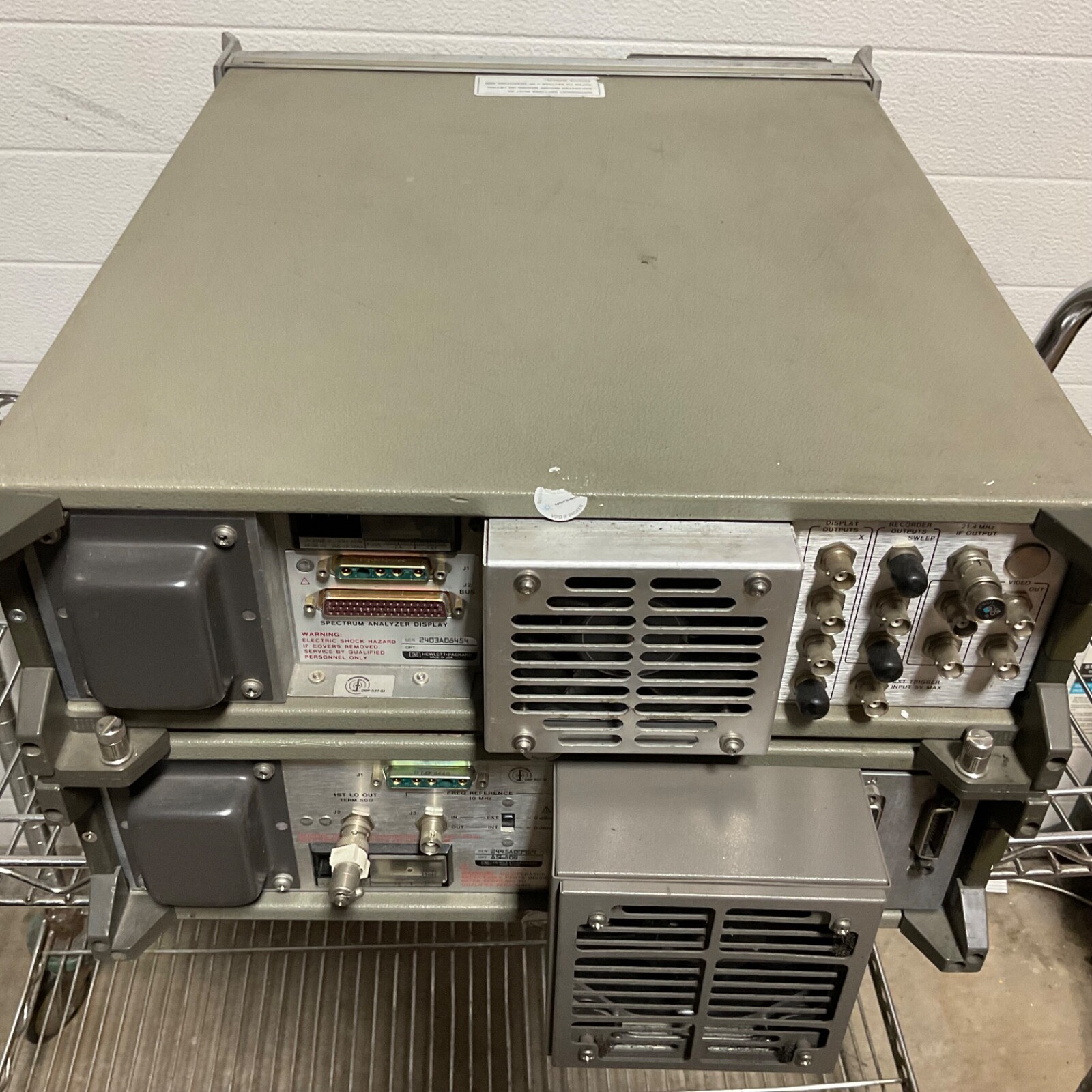 Hewlett-Packard HP 8568B Spectrum Analyzer & Display 100Hz-1.5GHz | eBay