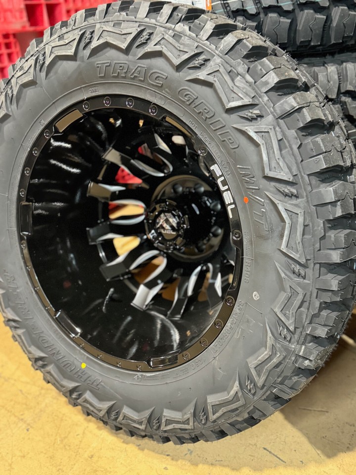 20" Fuel Blitz D673 Black Dually Wheels 35" MT Tires 8x200 Ford Super ...