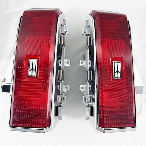 1984-85 New Repro H/O Cutlass Supreme Tail Light Assembly Right | Red ...