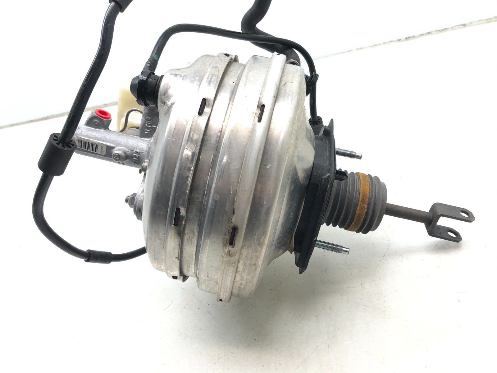 2012-2015 BMW 650i F12 POWER BRAKE BOOSTER W/ MASTER CYLINDER ASSEMBLY ...