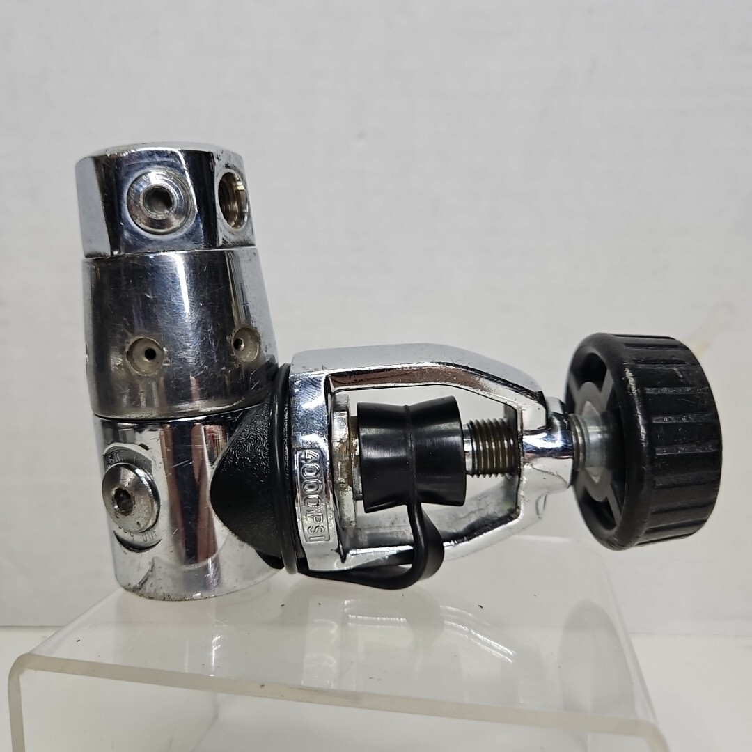 Atomic T3 Titanium Regulator Classic Piston 1st Stage Yoke Regulator ...