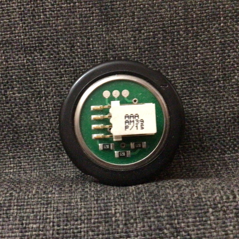 Push Buttons - Otis Elevator Buttons AAA AM 39 P/15 Plug In Brand New ...