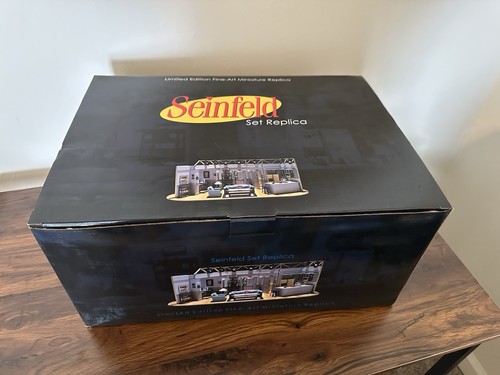 Seinfeld Set Scale Miniature Replica Limited Edition + Set Piece | eBay