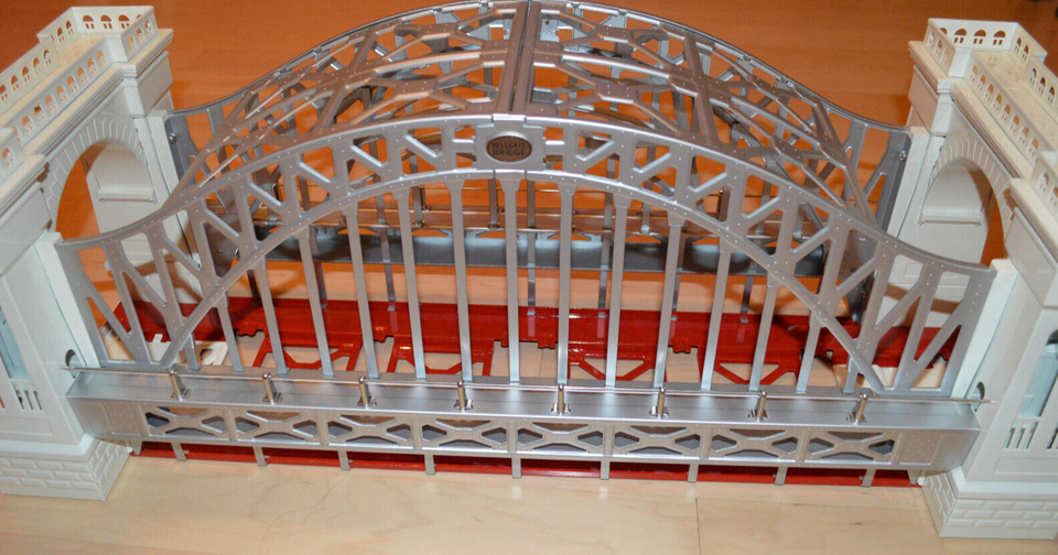 MTH TRAINS EARLY STANDARD GAUGE RED & SILVER HELLGATE BRIDGE | eBay