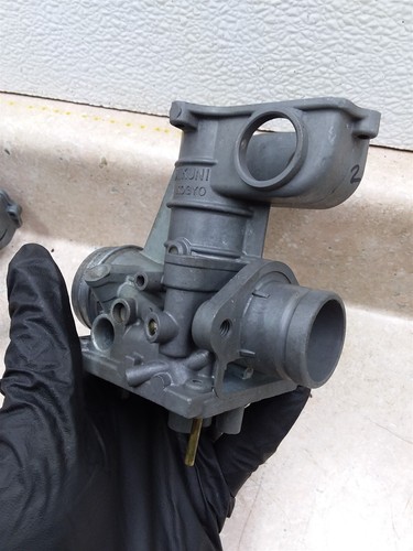 Carburateur Kawasaki KZ650-B2 1084 Main Gauche Corps Intérieur 1978 #2 ...