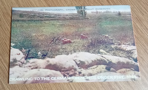 OLD WW1 POSTCARD-CRAWLING TO THE GERMAN TRENCHES UNDER FITE-DAILY MAIL ...