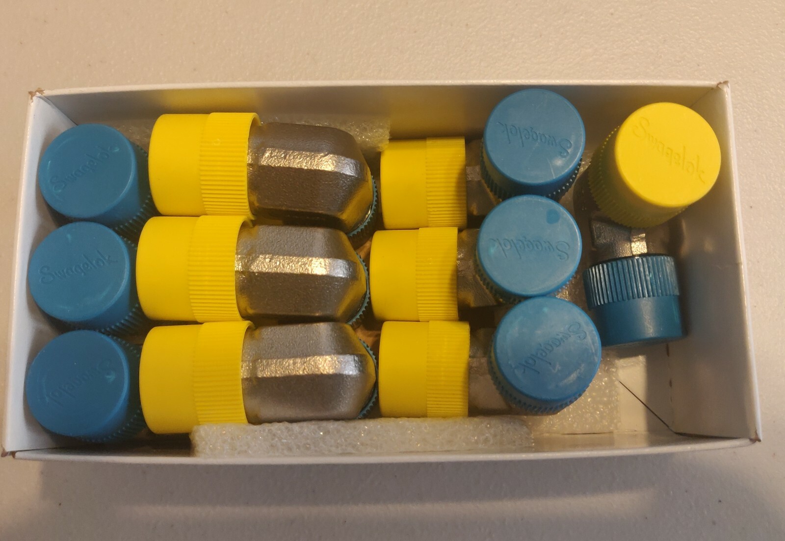 SWAGELOK SS-8-VCO-2-8 / SS8VCO28 O-Ring Face Seal Fitting Male NPT ...