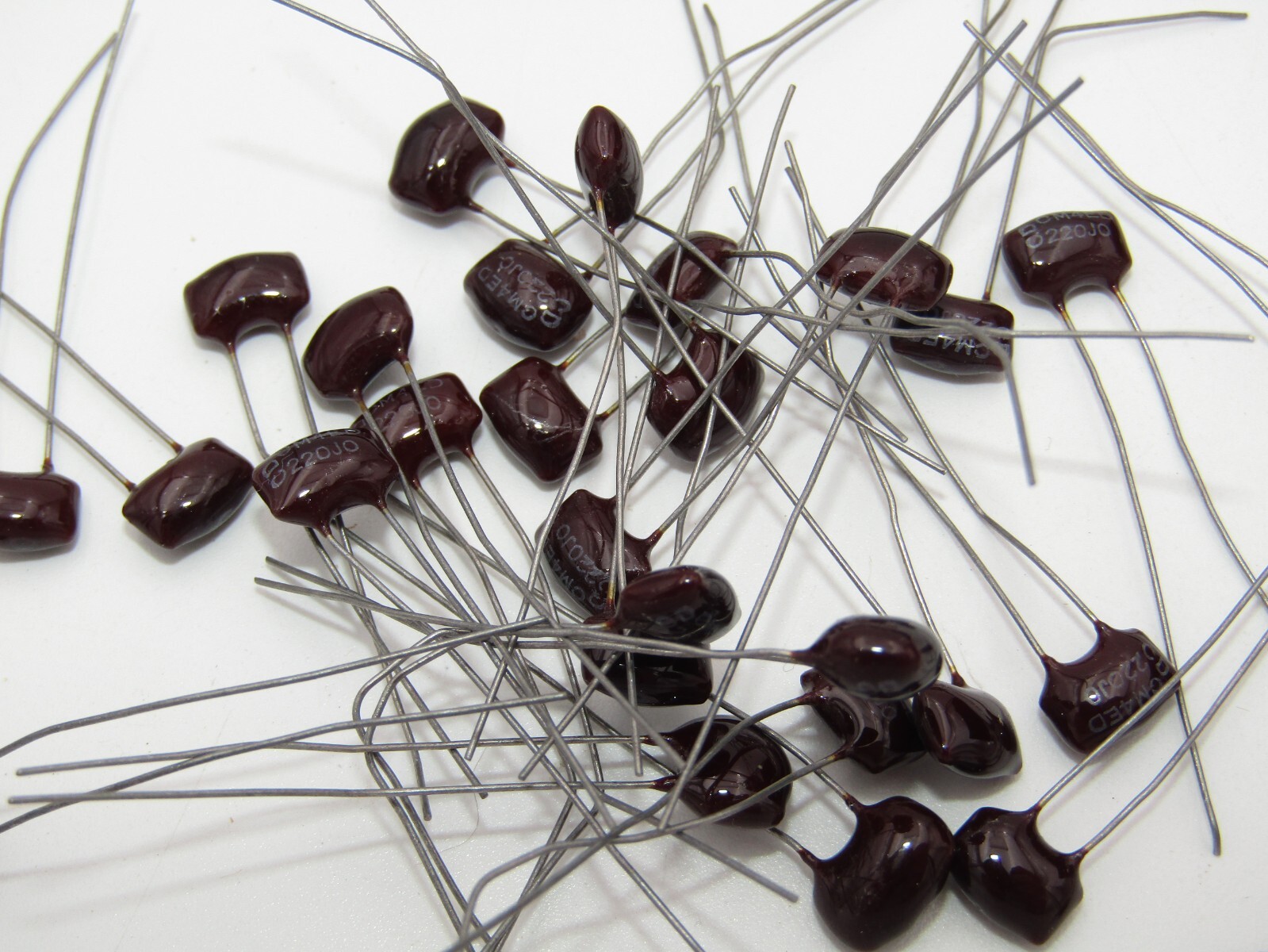 ( 10 PCS ) 22pF 500V 5% Mica Dipped Capacitor Cornell Dublier ...