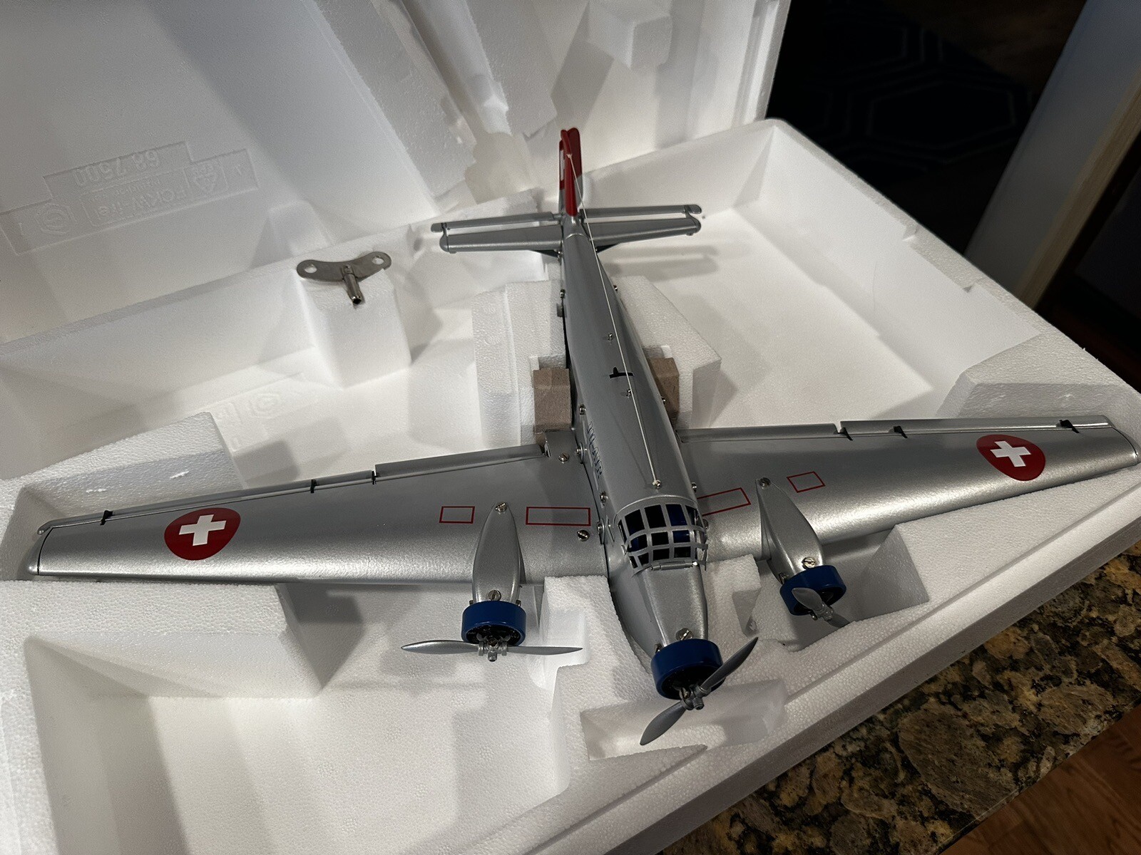 Marklin 19801 Clockwork Plane JU-52 Trimotor Airplane- Beautiful Model ...