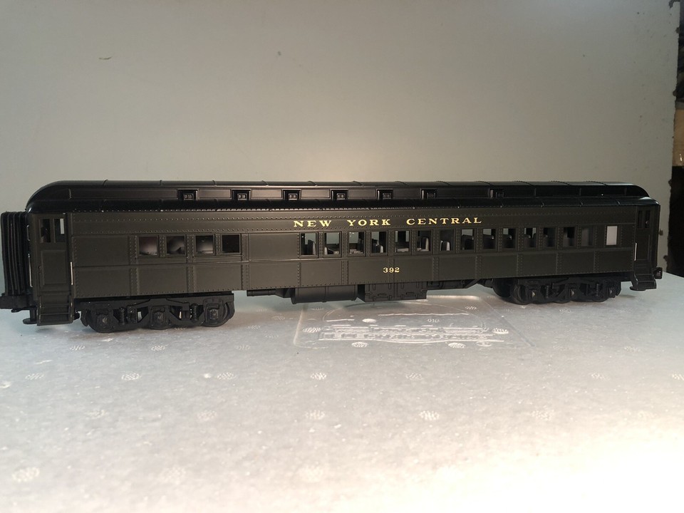 MTH NYC Scale Madison Passenger Set # 20-4022 - NEW - *FREE SHIPPING | eBay
