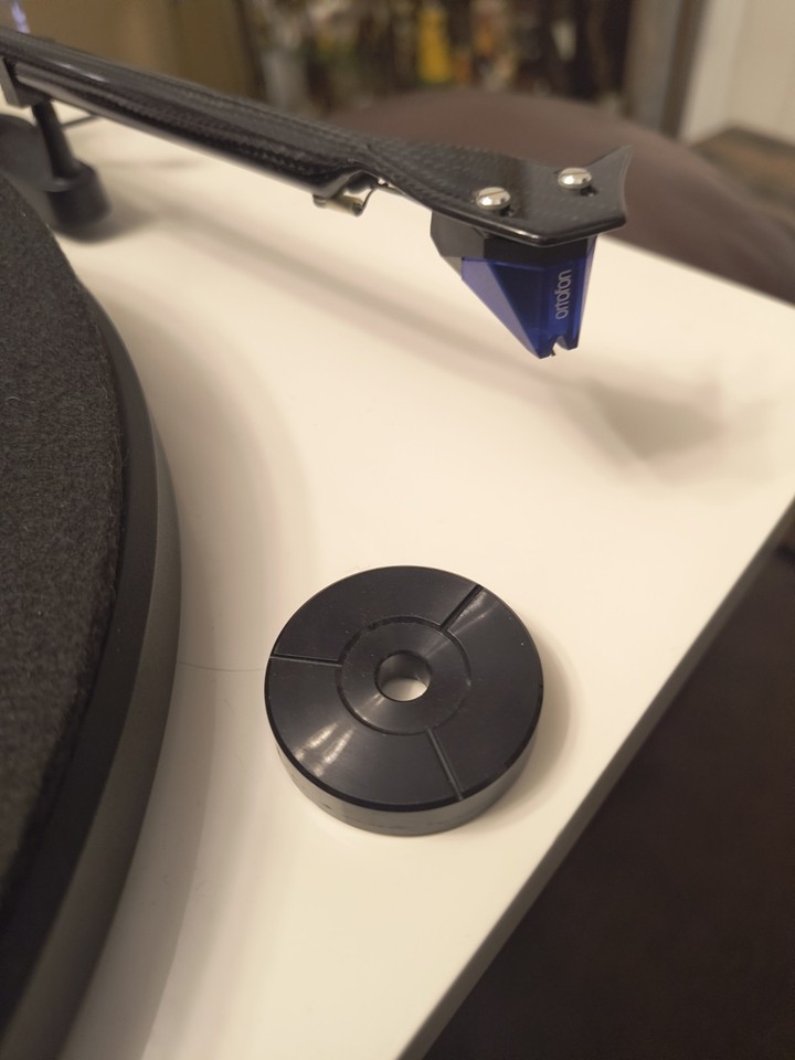 Pro-Ject debut Turntable Satin White - RCA Output - UK Plug fantastic ...