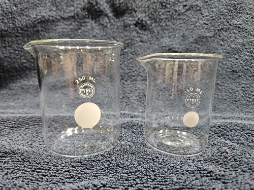 Pyrex Beakers Set 250 ML 150 ML Lot Antique Vintage Glassware Chemistry ...