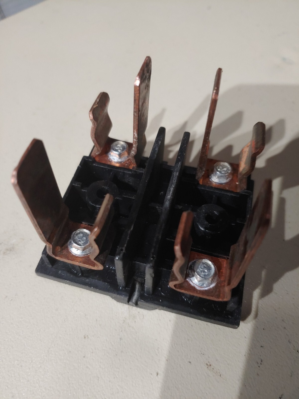 FUSE HOLDER 15/20/30 AMP PULL OUT | eBay