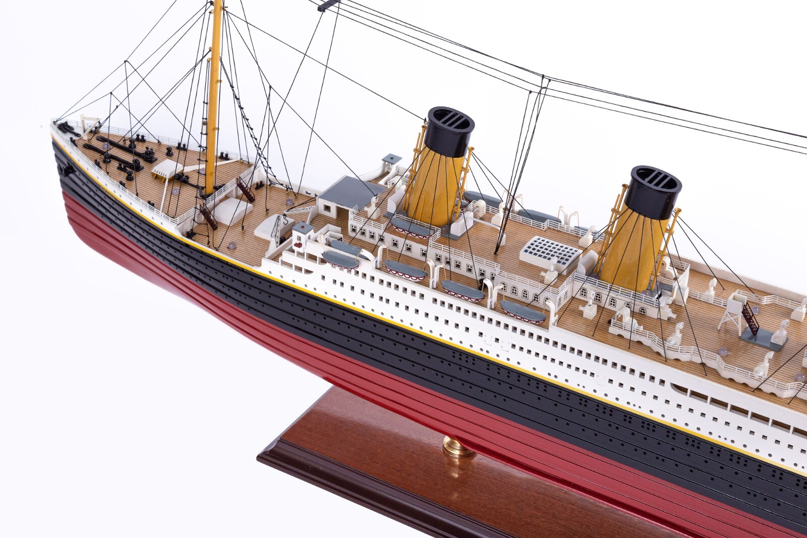 Seacraft Gallery RMS Titanic 100cm LED lights Cruise Model - Special ...