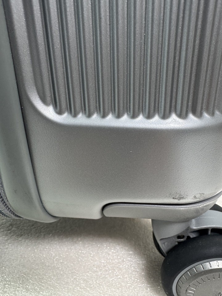 Samsonite Silhouette 17 21" Carry-on Expandable Hardside Spinner ...