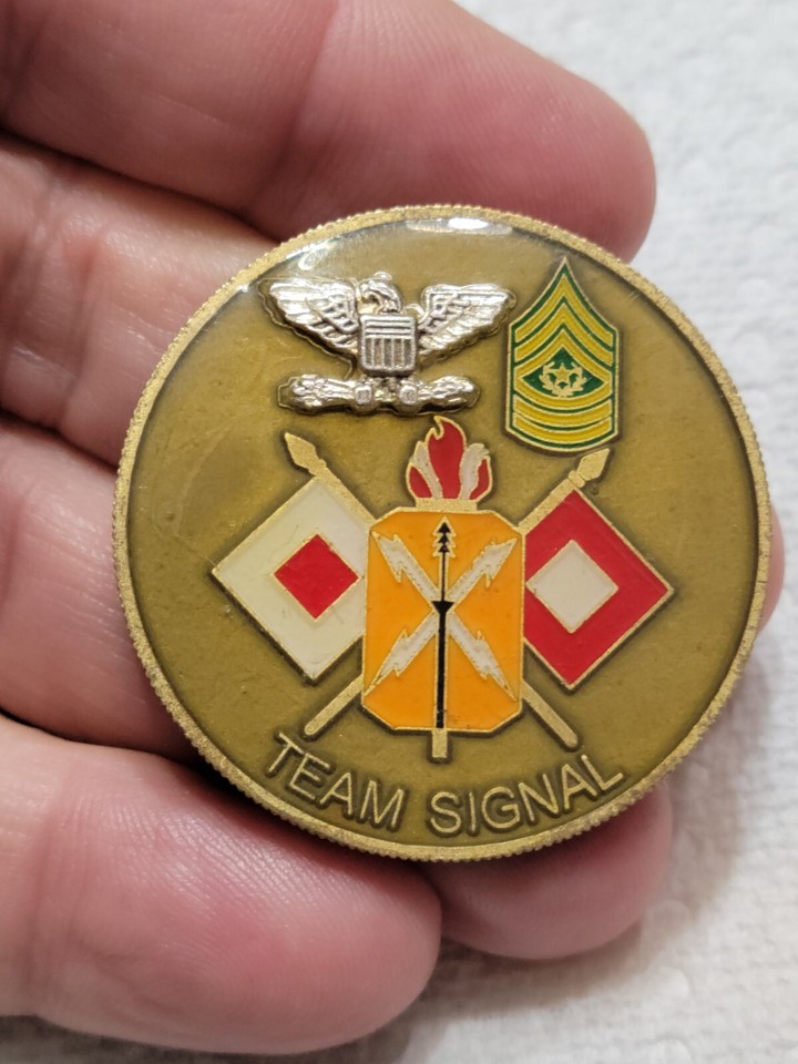 Rare 2000 US Army 516th Signal Brigade Voice Of The Pacific Challenge ...