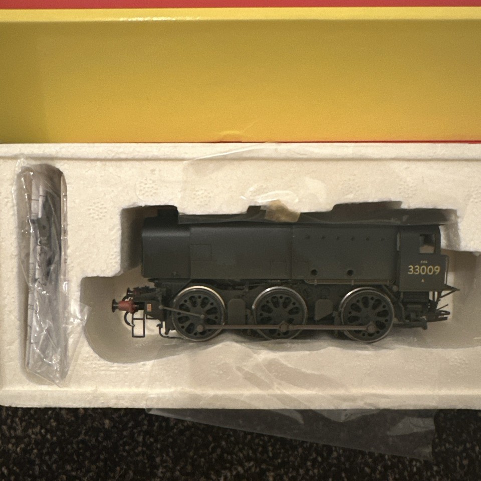 Hornby R2344 BR 0-6-0 Class Q1 Loco 33009 Black Weathered Edition | eBay UK