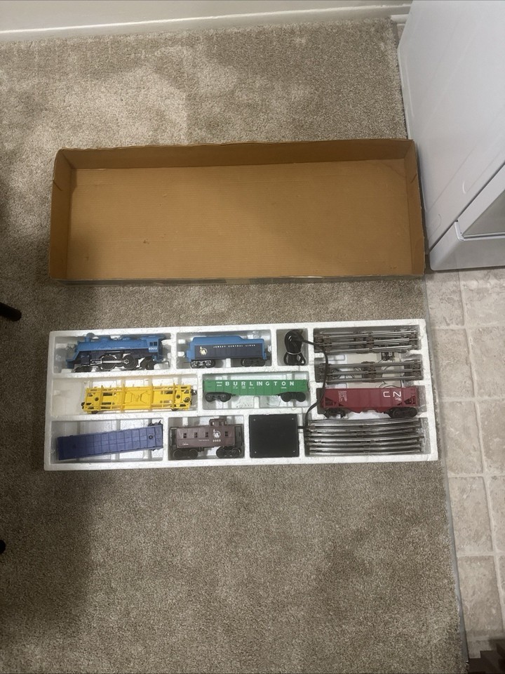 Lionel Blue Streak Freight Complete 027 Gauge Electric Train Set ...