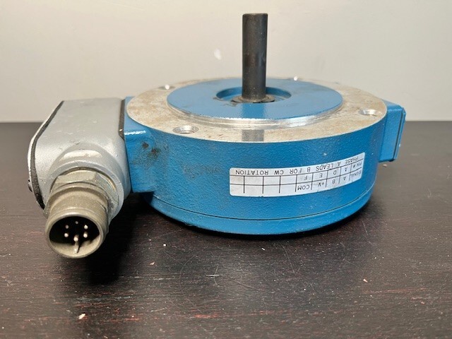 Avtron M3-1S3R1024D000 Incremental Encoder 1024PPR Tachometer 18-24VDC ...