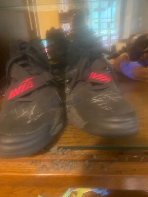 Clyde Drexler Signed Autographed 1993-94 Season Game Used Worn Avia ...