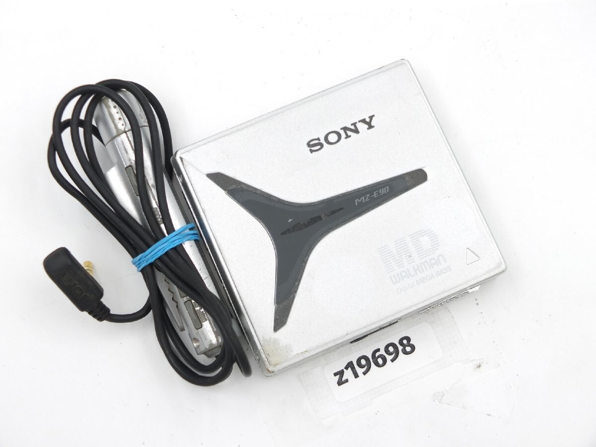 SONY MZ-E90 MD Walkman portable MINIDISC player w/Remote SONY MZ-E90 MD Walkman portable MINIDISC player w/Remote