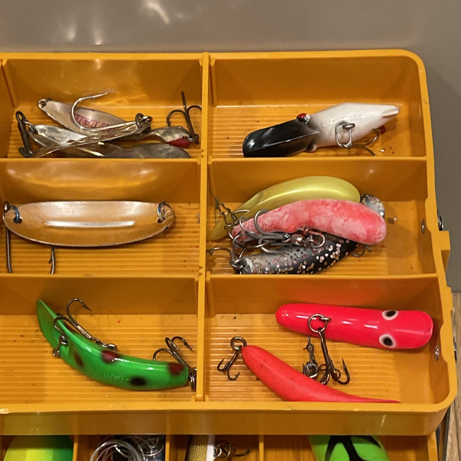 Vintage Eagle III Tackle Box Full With Trout & Salmon Lures Baits Hooks Rigs | eBay
