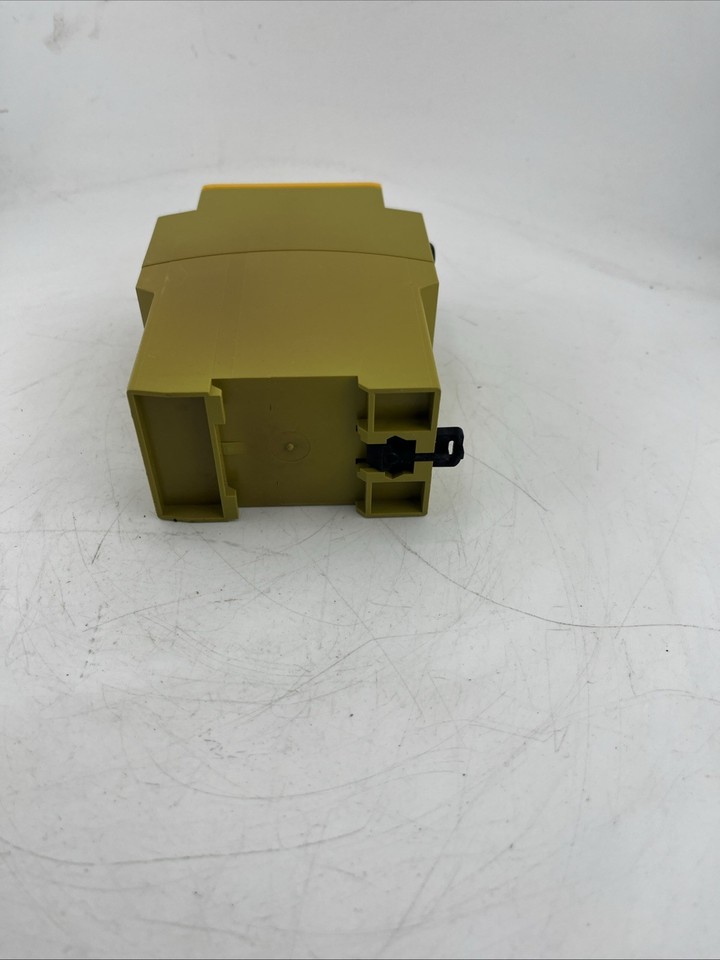 PILZ PNOZ XV2 30/24VDC 2S 2SZ SAFETY RELAY 774500 USED & WORKING | eBay