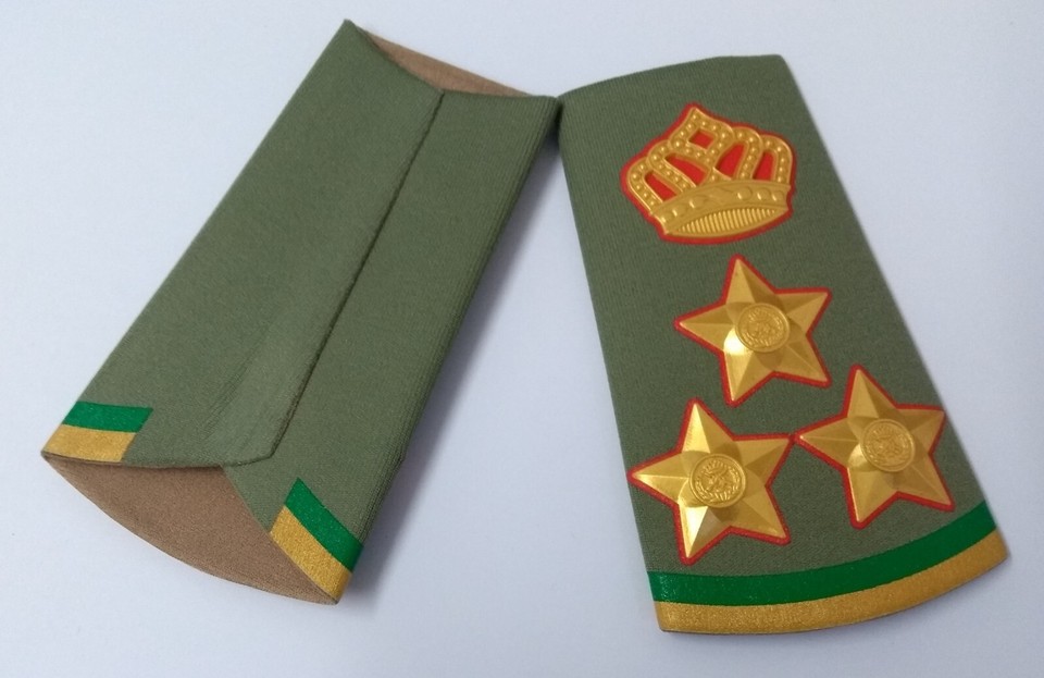 Kuwait National Guard & Defence Force Brigadier Rank Slides Shoulder ...