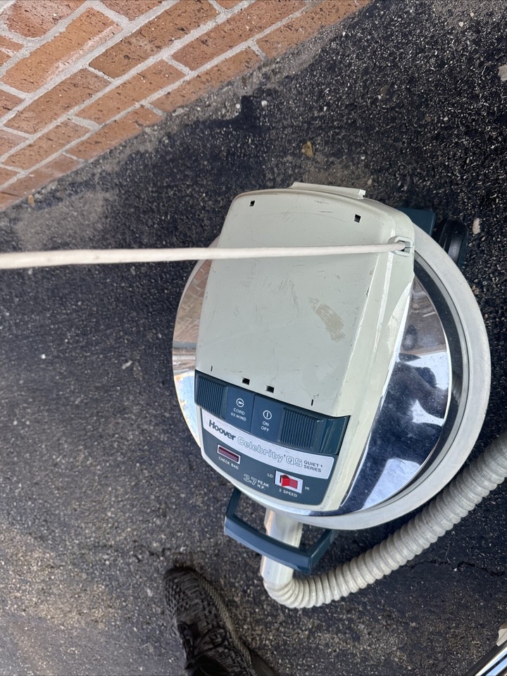 Hoover Celebrity QS 3.7 HP Dual Speed Canister Vacuum & Acc. Chrome ...