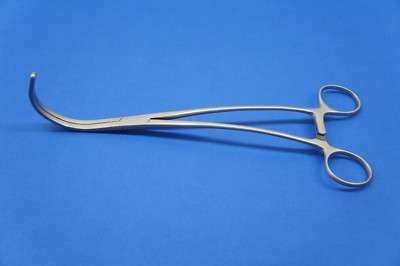 Codman 37-1131 Debakey Acutely Curved Clamp, Extra Long Jaw 8cm Long ...