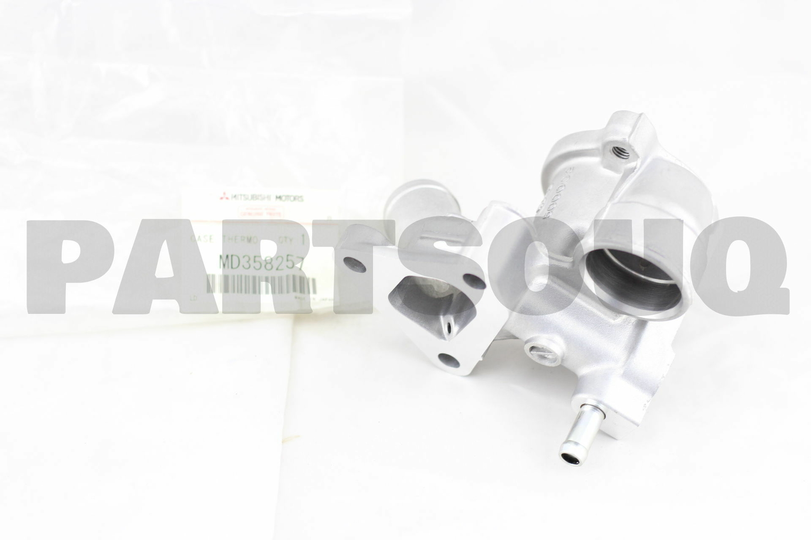 MD358257 Genuine Mitsubishi CASE,THERMOSTAT | eBay