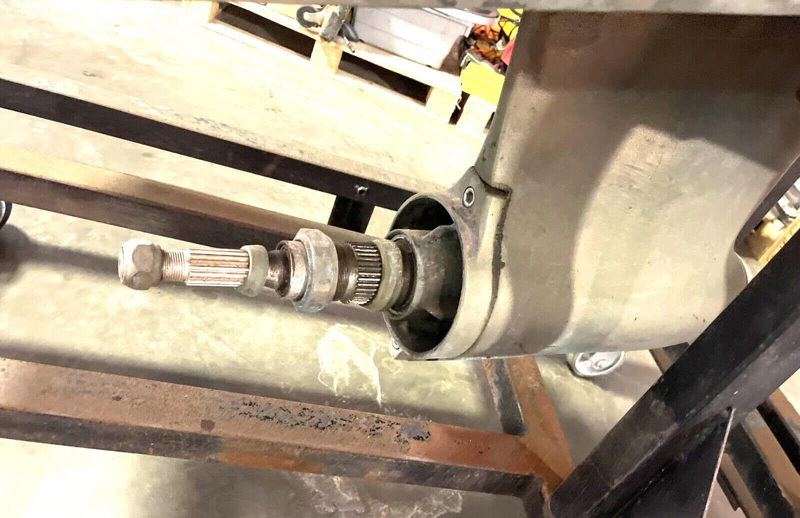 Cummins Mercury 5266449 Zeus Pod Drive W/ ZF Marine Arco 105S ...