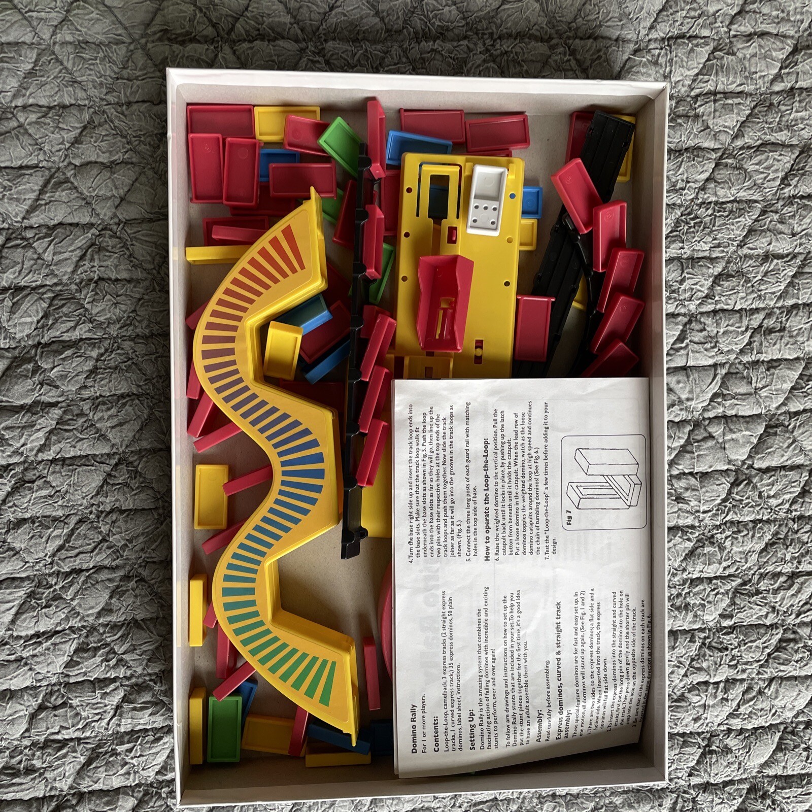 Domino Rally 85 dominos including 3 express tracks 2011 Toys R Us Age 6 ...